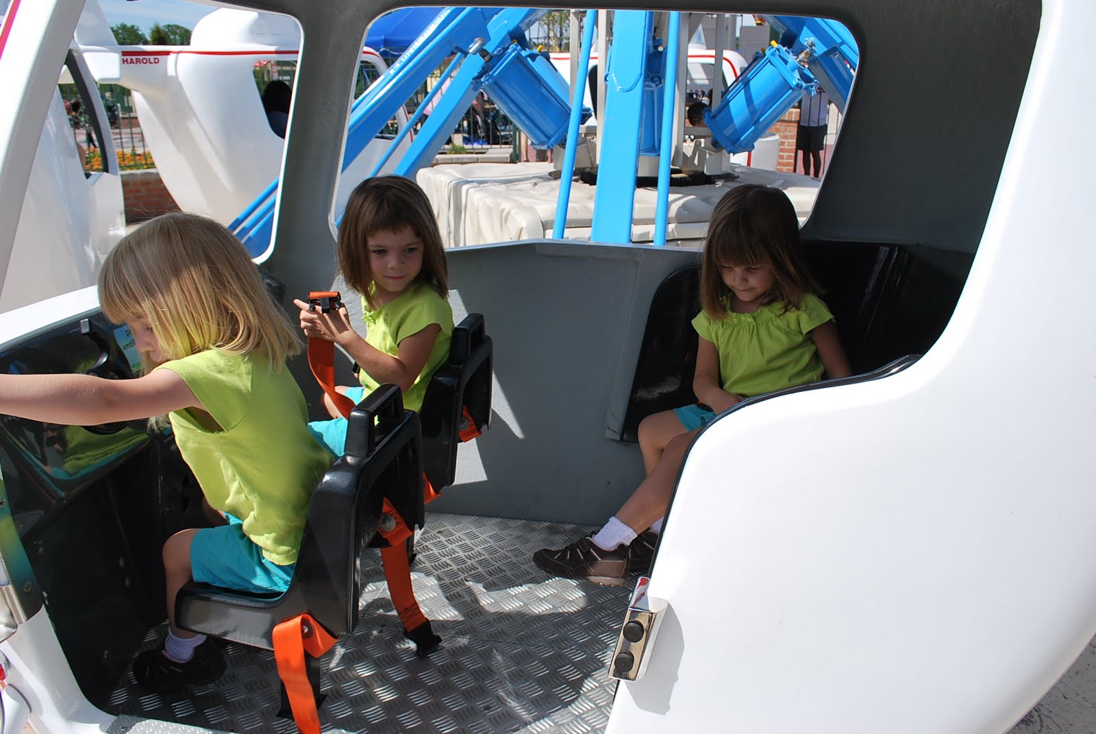 Two Kids Plus Trips!!: Six Flags: More Fun With Triplets!