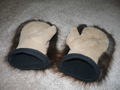 Samara and Aaron's Alaskan Adventure: Mittens!
