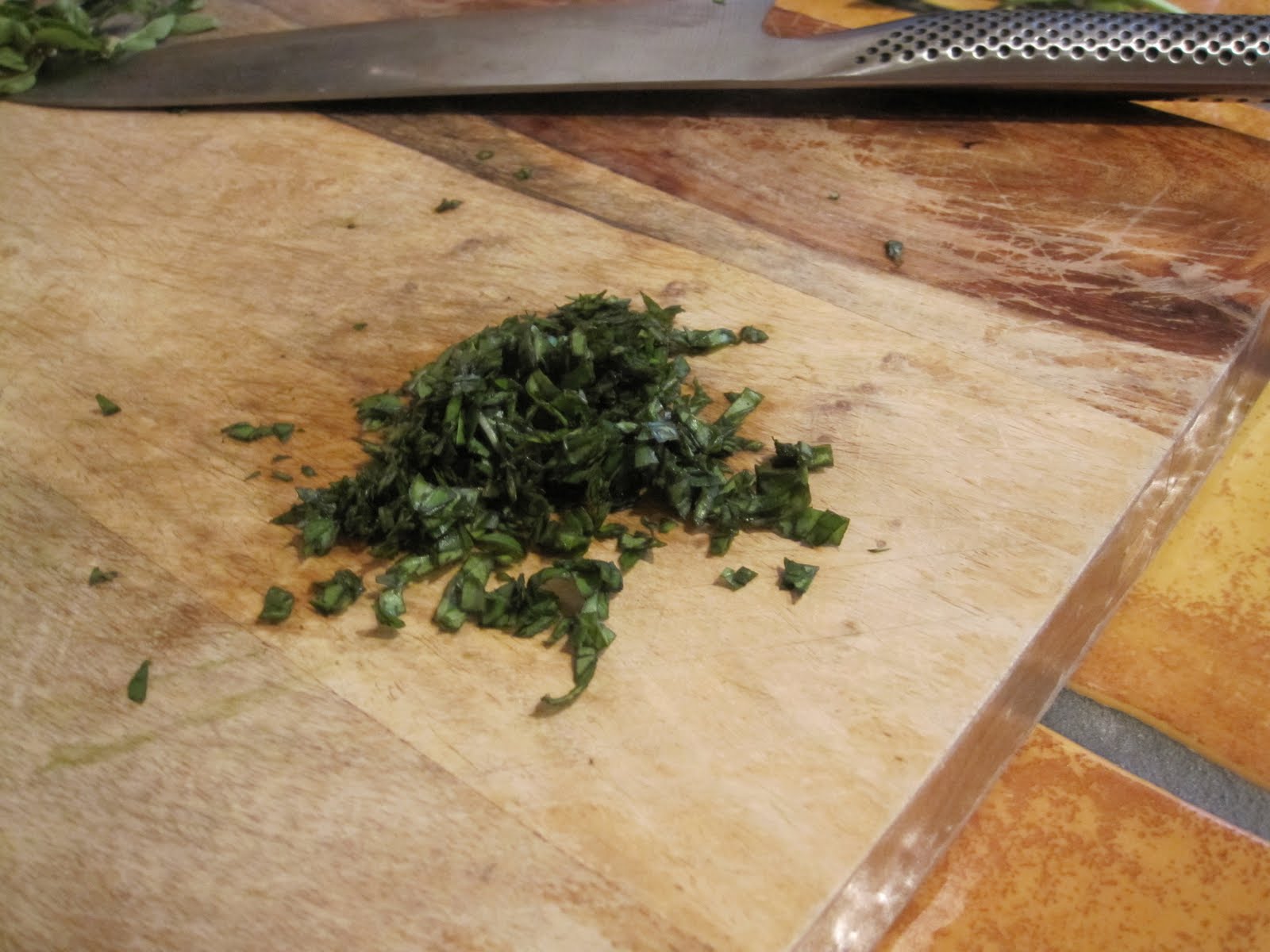 diet schmiet!: A Trick for Chopping Basil
