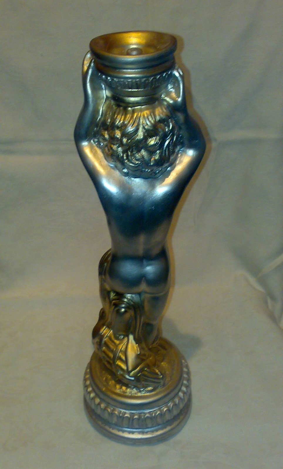 Statuete decorative din ipsos: februarie 2011