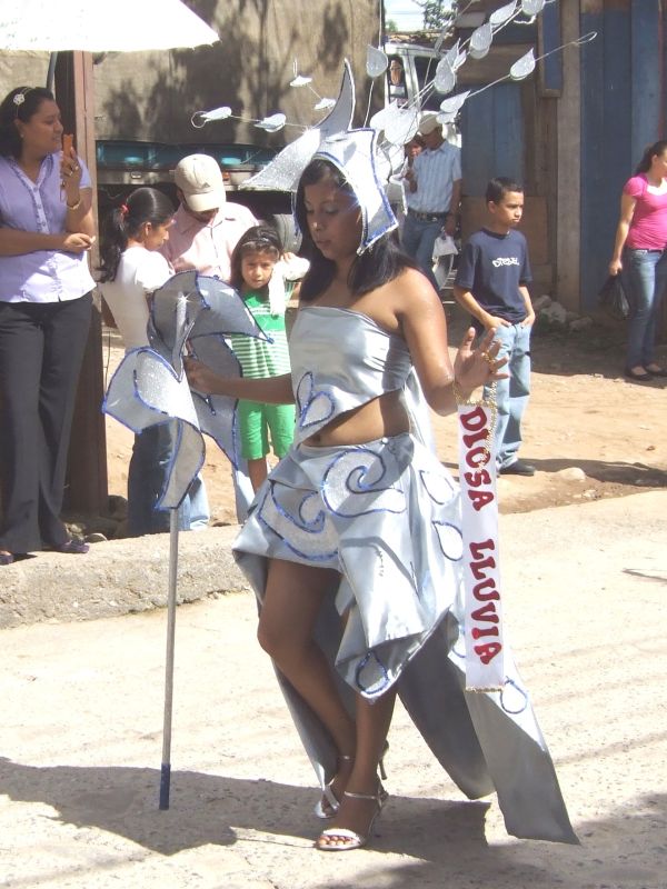 Sowers4Pastors: More Lempira Day Photos - The Goddesses of the Lenca ...