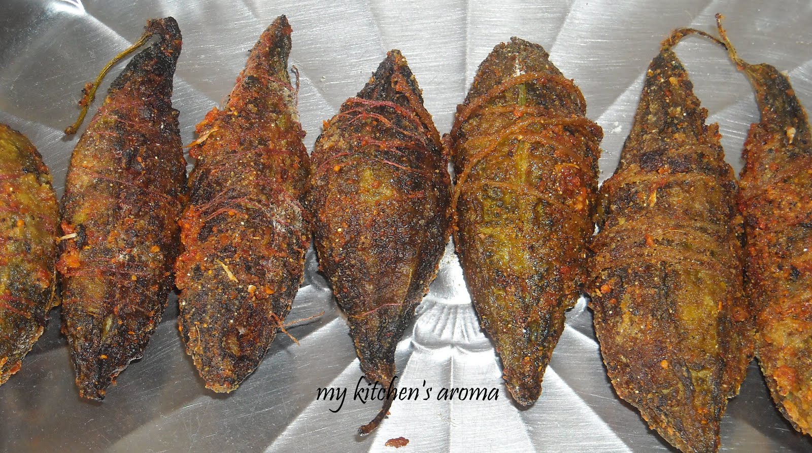 My Kitchen's Aroma: Kakarakaya stuff fry/Bitter gourd stuff fry