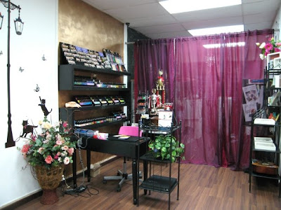 NAILQUEEN: Nail Studio Makeover