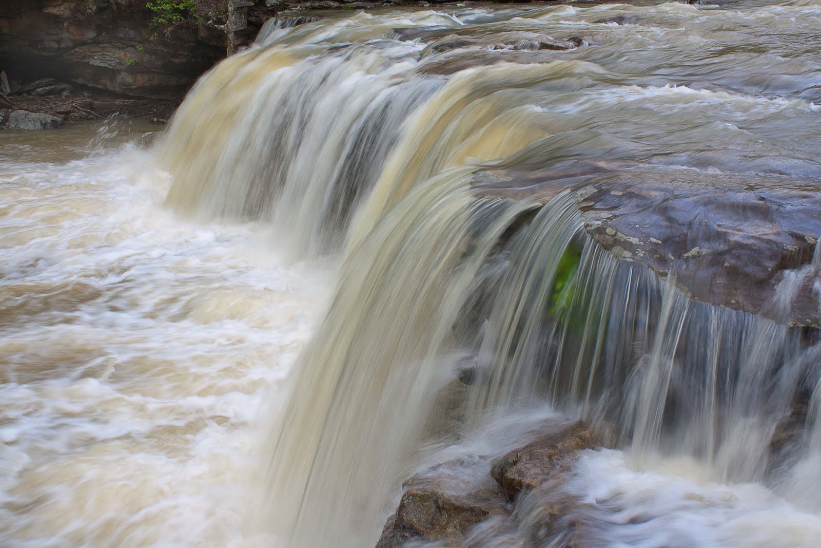 Waterfall Hunting: 4-24 Fallingwater Falls