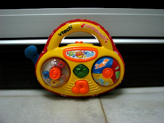 Kiddy Parlour Sold Gallery: Vtech Soft Singing Radio