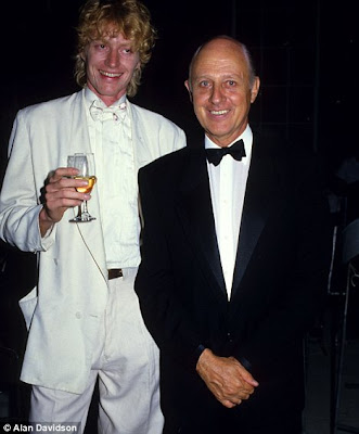 The Esoteric Redux: The "King" Of Mustique's Last Call: The Passing Of ...