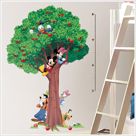 Wall Sticker Outlet: Mickey Mouse and Friends Peel and Stick Stickers