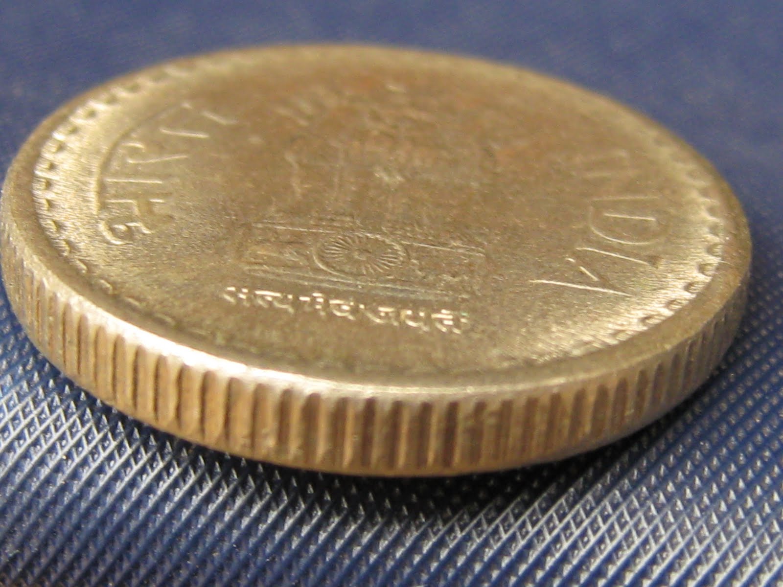 beekar-the-numismatist: >> MINT ERROR COINS OF INDIA