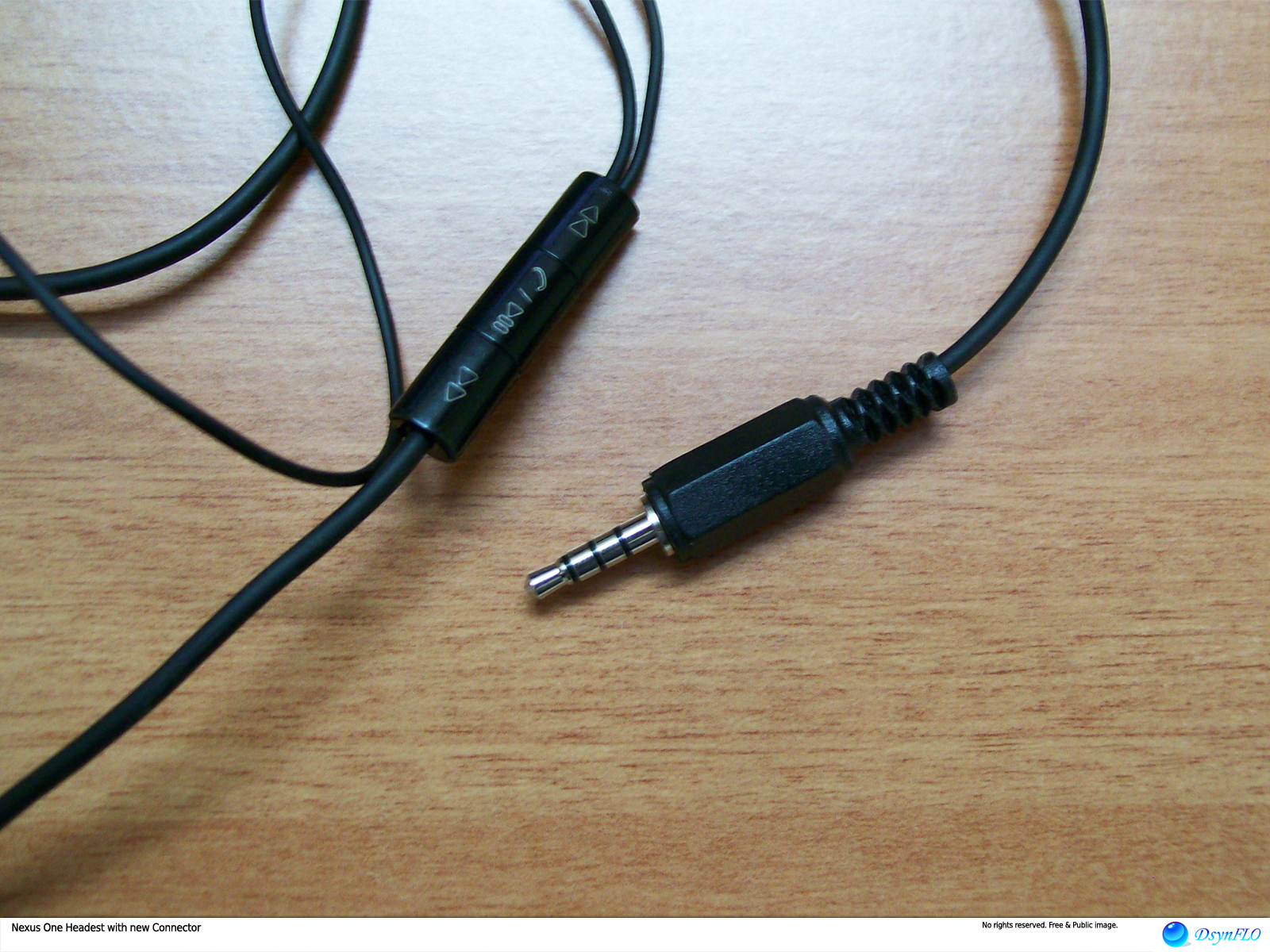 Nexus One Headset Controls: Issue, Solution and the Aftermath | DsynFLO