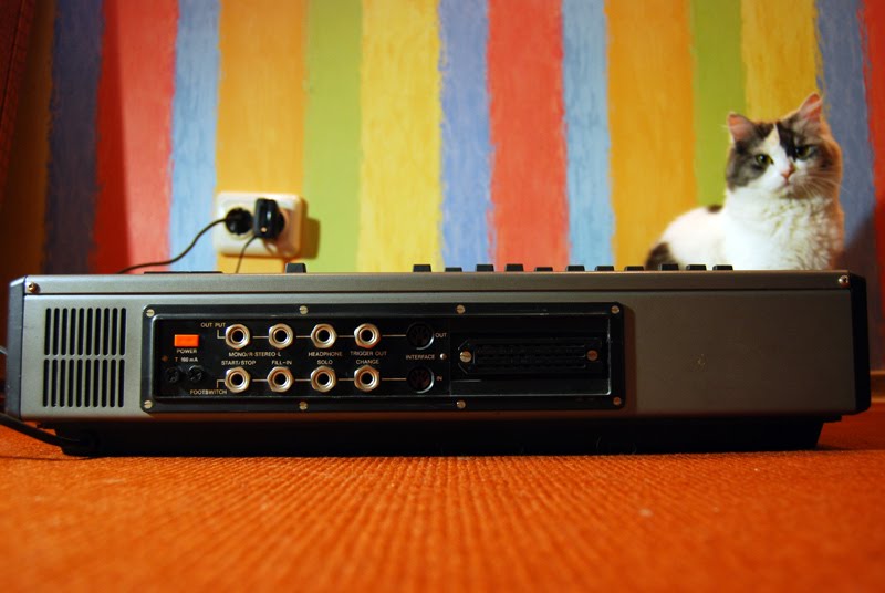 MATRIXSYNTH: VERMONA DRM RARE VINTAGE ANALOG DDR DRUM MACHINE