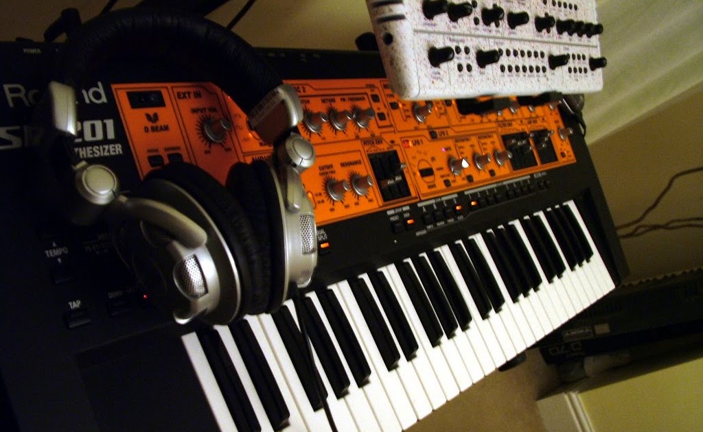 MATRIXSYNTH: Custom Orange Roland SH-202 and Strawberry Shortcake Nova