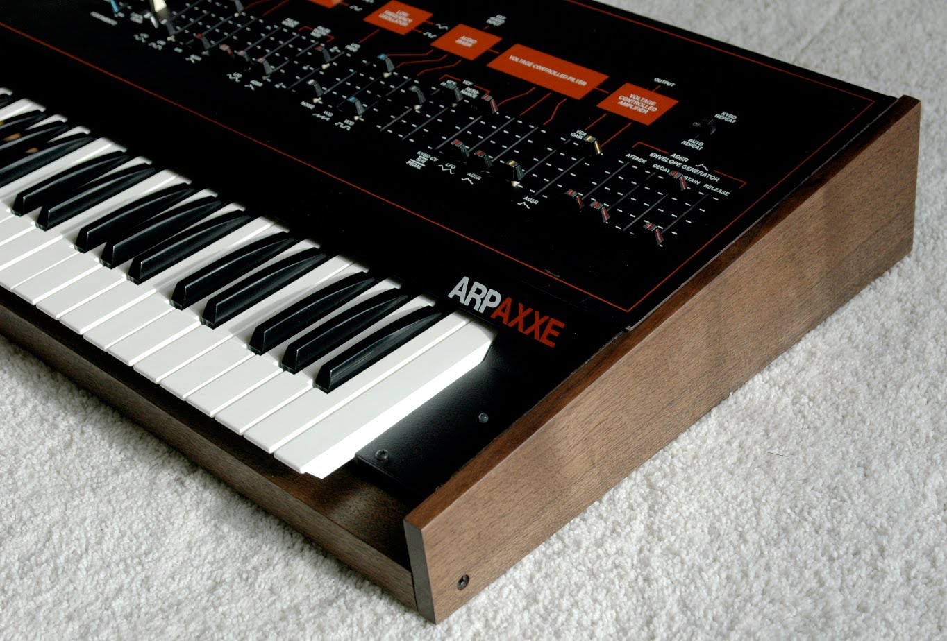 MATRIXSYNTH: CUSTOM ARP AXXE ANALOGUE SYNTHESIZER IN WOOD CASE