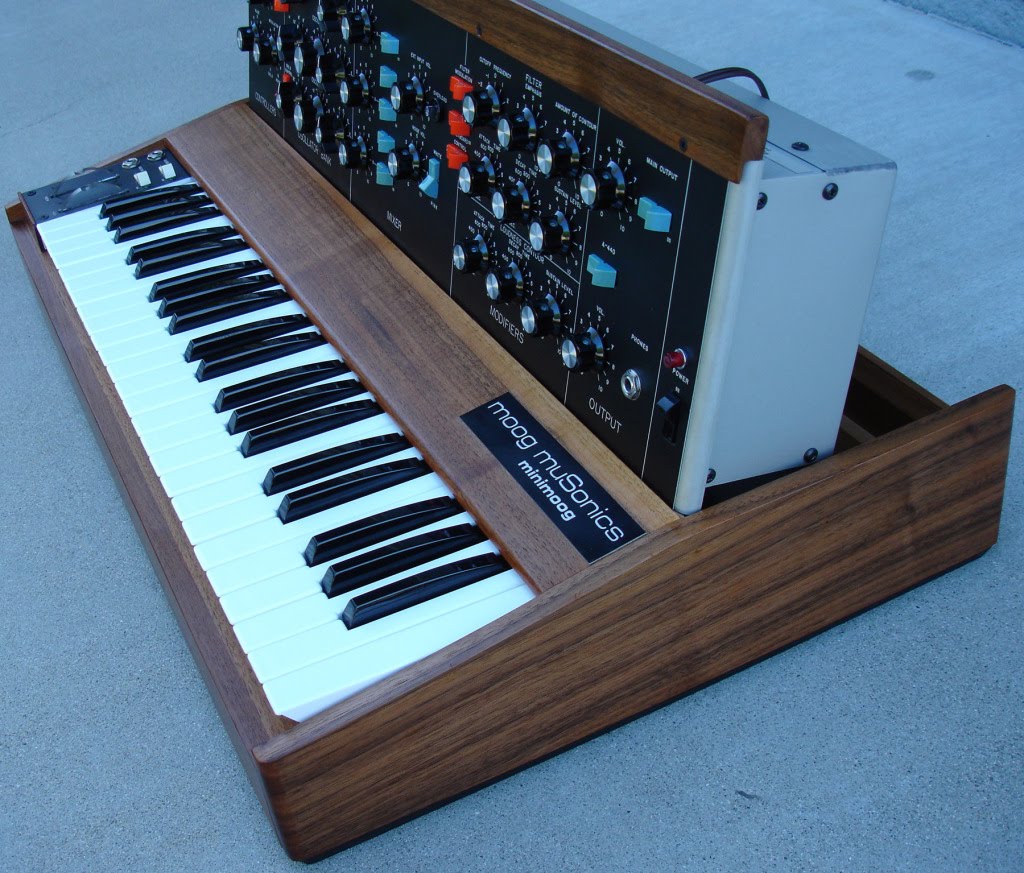 MATRIXSYNTH: Moog muSonics Minimoog