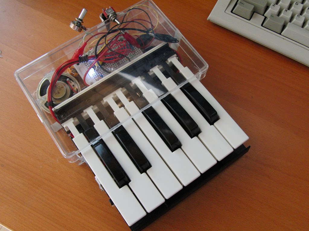 MATRIXSYNTH: Atari Punk Organ