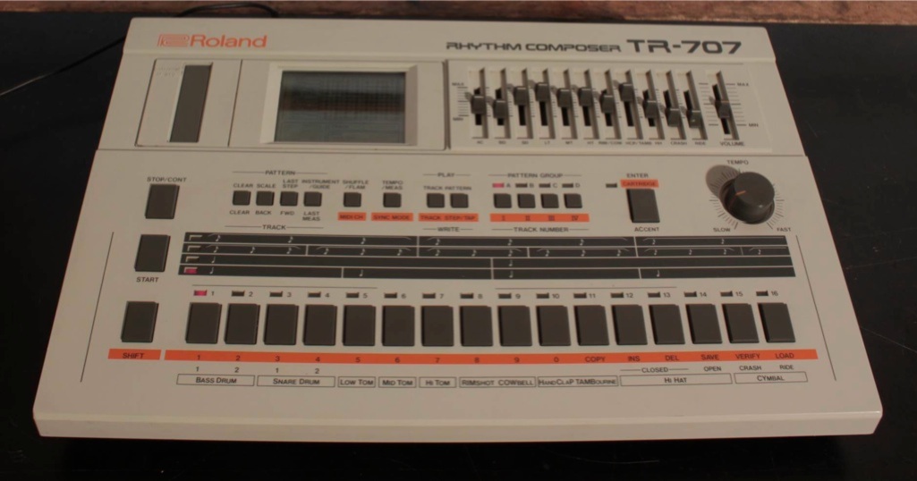 MATRIXSYNTH: Roland TR-707 Drum Machine