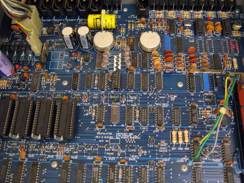 MATRIXSYNTH: Inside an E-mu Drumulator