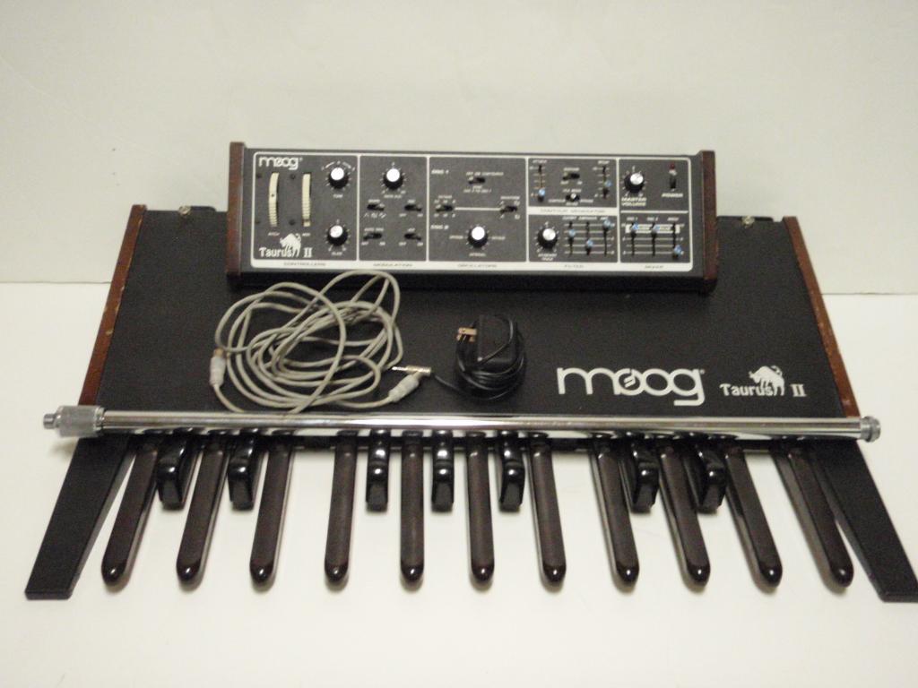 MATRIXSYNTH: MOOG Taurus II with Original Box