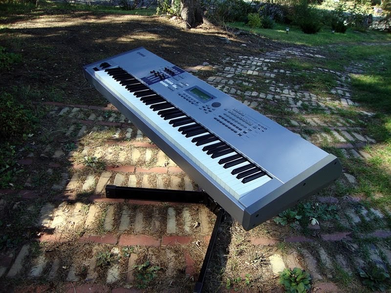 MATRIXSYNTH-B: Yamaha Motif ES8