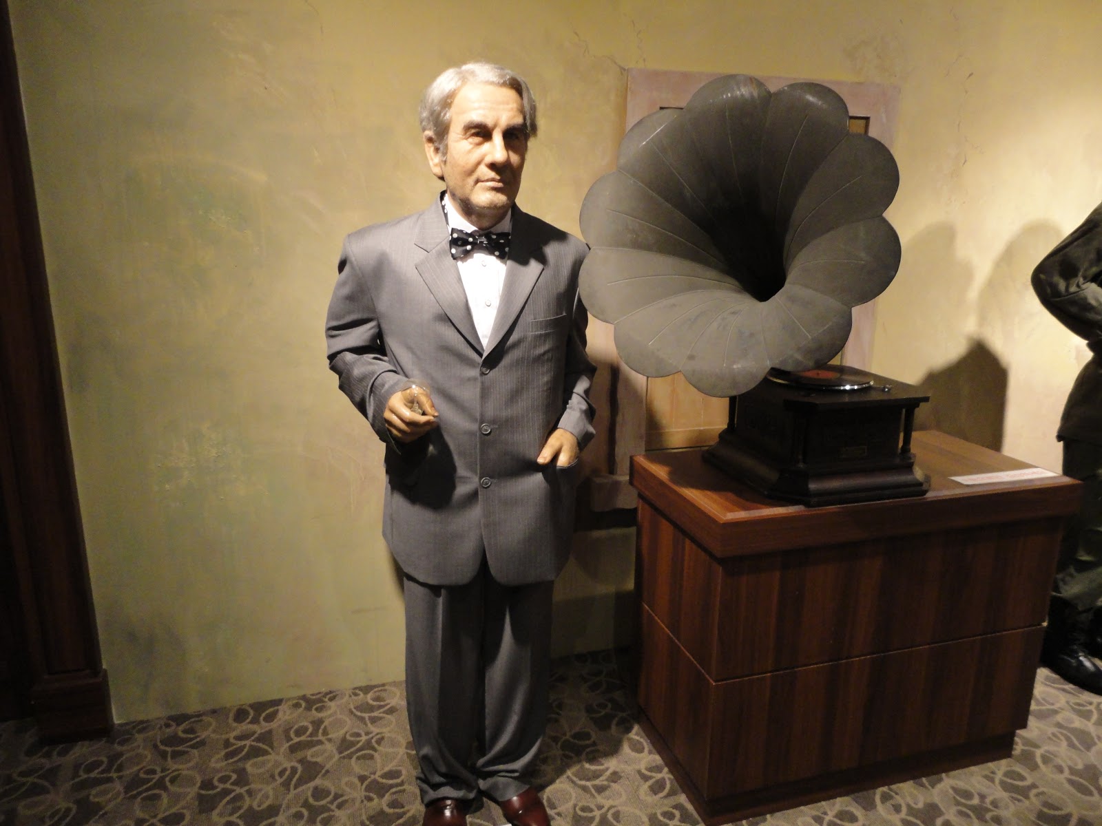 The Microscopical View..!!!: Wax Museum in Seoul- "Really Amazing...!"