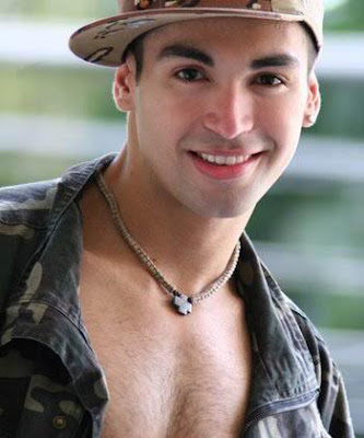 Body Hunks: Carlos Agassi 018