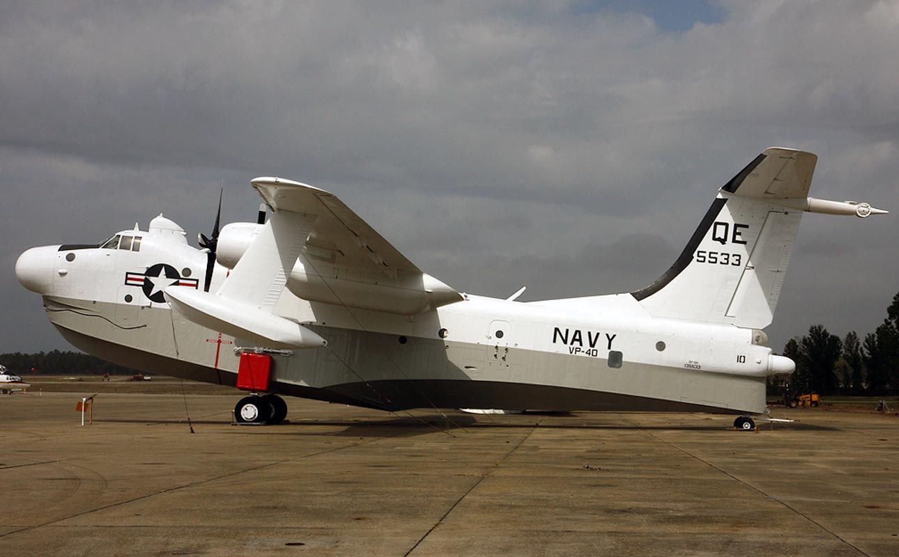 nhungdoicanh: Martin P5M Marlin