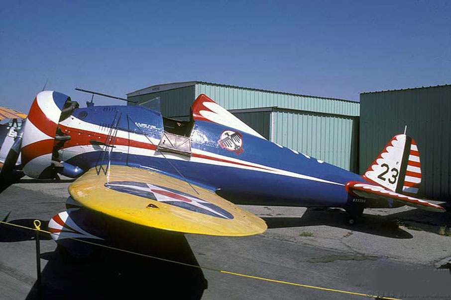 nhungdoicanh: Boeing P-26 Peashooter