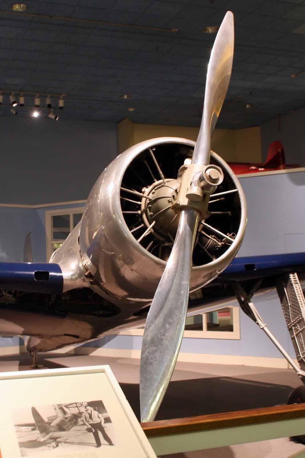 nhungdoicanh: Hughes H-1 Racer