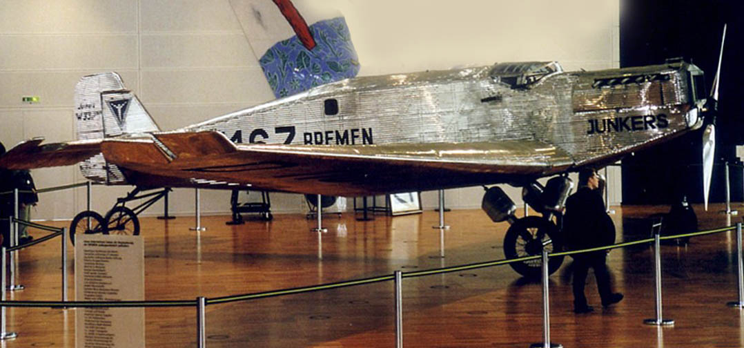 nhungdoicanh: Junkers W-33