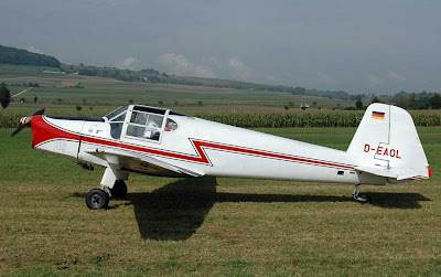 nhungdoicanh: Bucker Bu-181 Bestmann