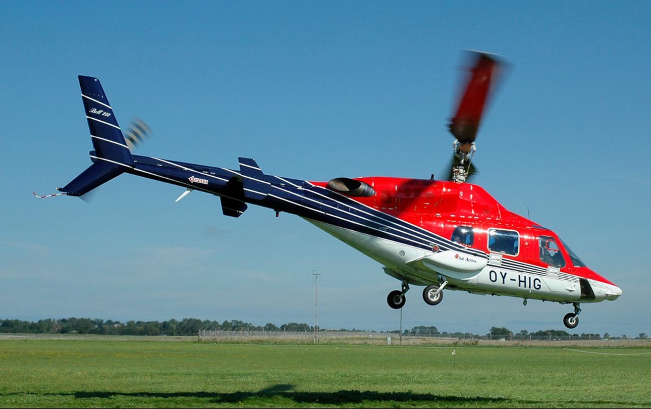 nhungdoicanh: Bell 222