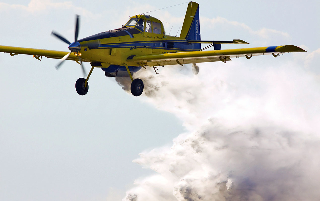nhungdoicanh: Air Tractor AT-802