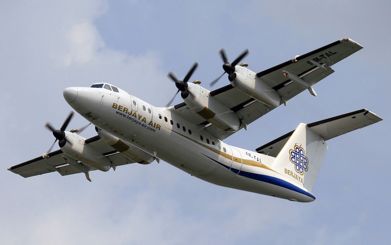 nhungdoicanh: de Havilland Canada DHC-7 Dash 7