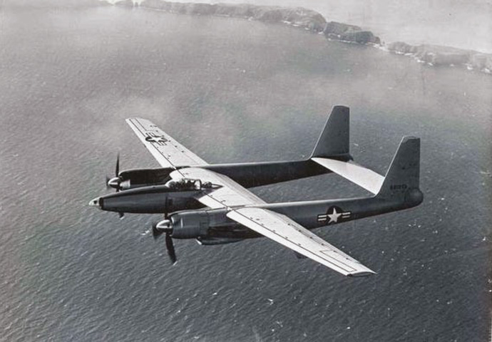 nhungdoicanh: Hughes XF-11