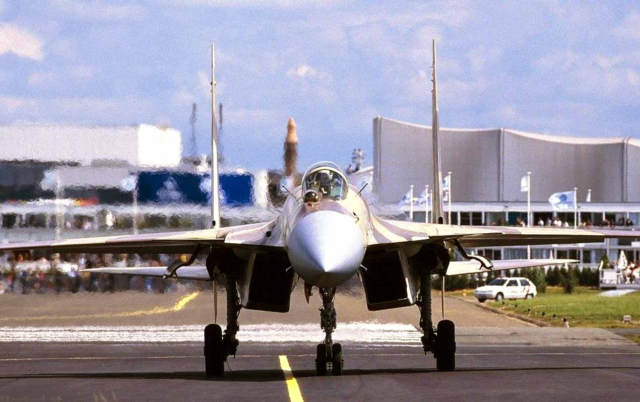nhungdoicanh: Sukhoi Su-37 Terminator / Flanker-F