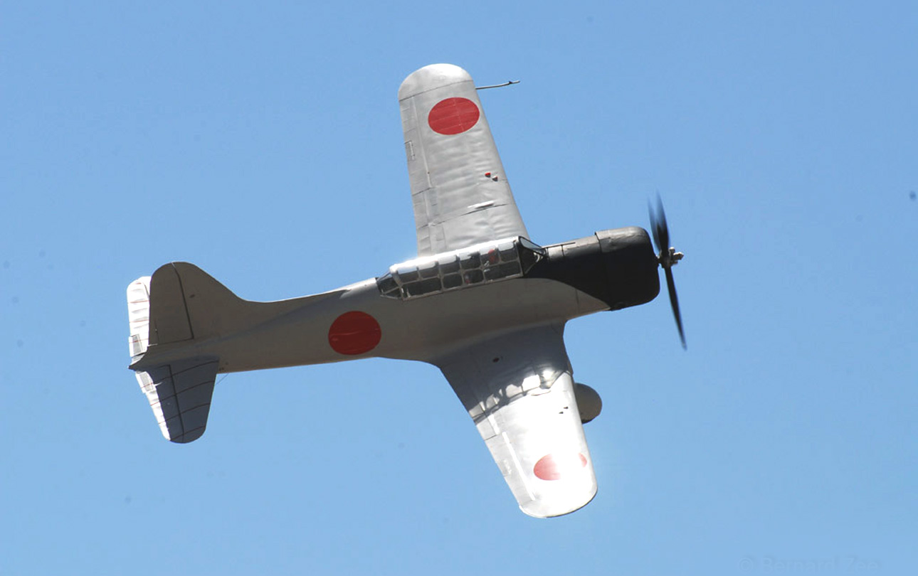 nhungdoicanh: Aichi D3A Val