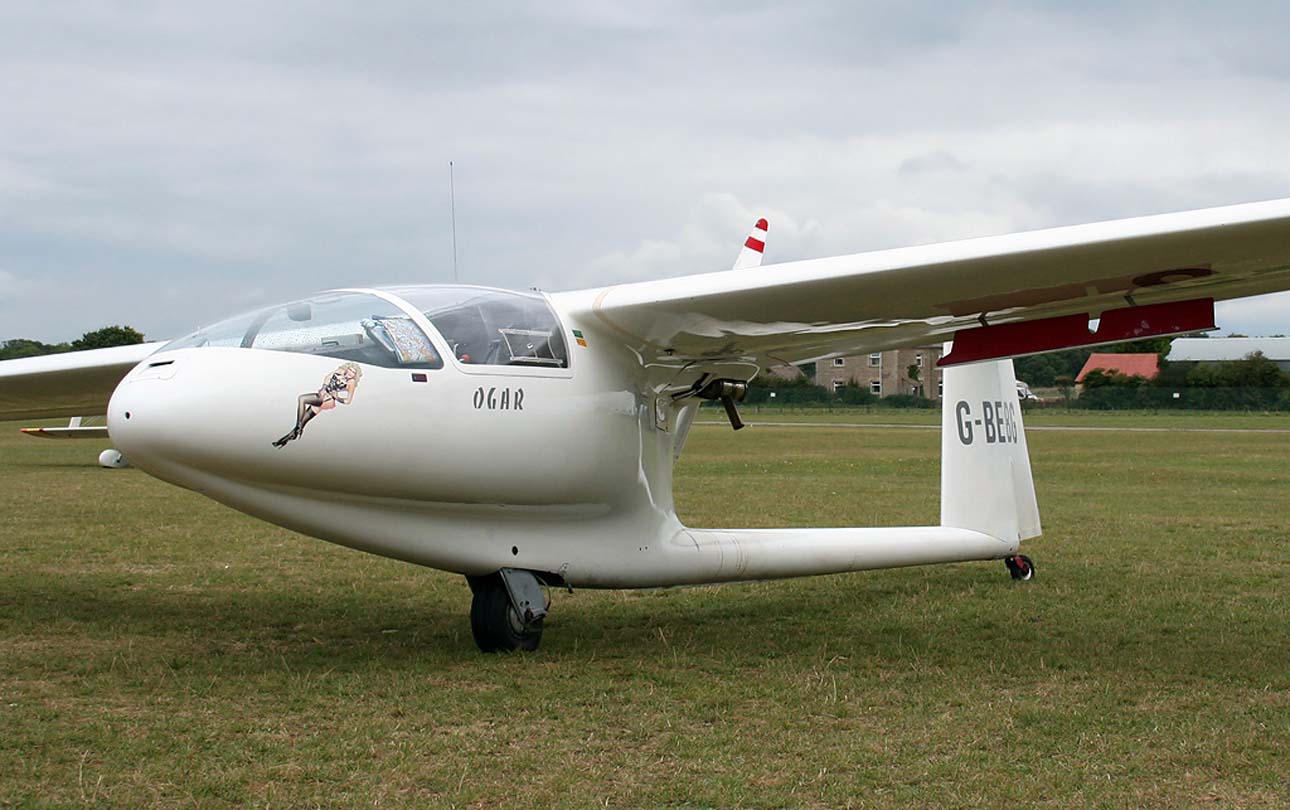 nhungdoicanh: PZL-Bielsko SZD-45 Ogar