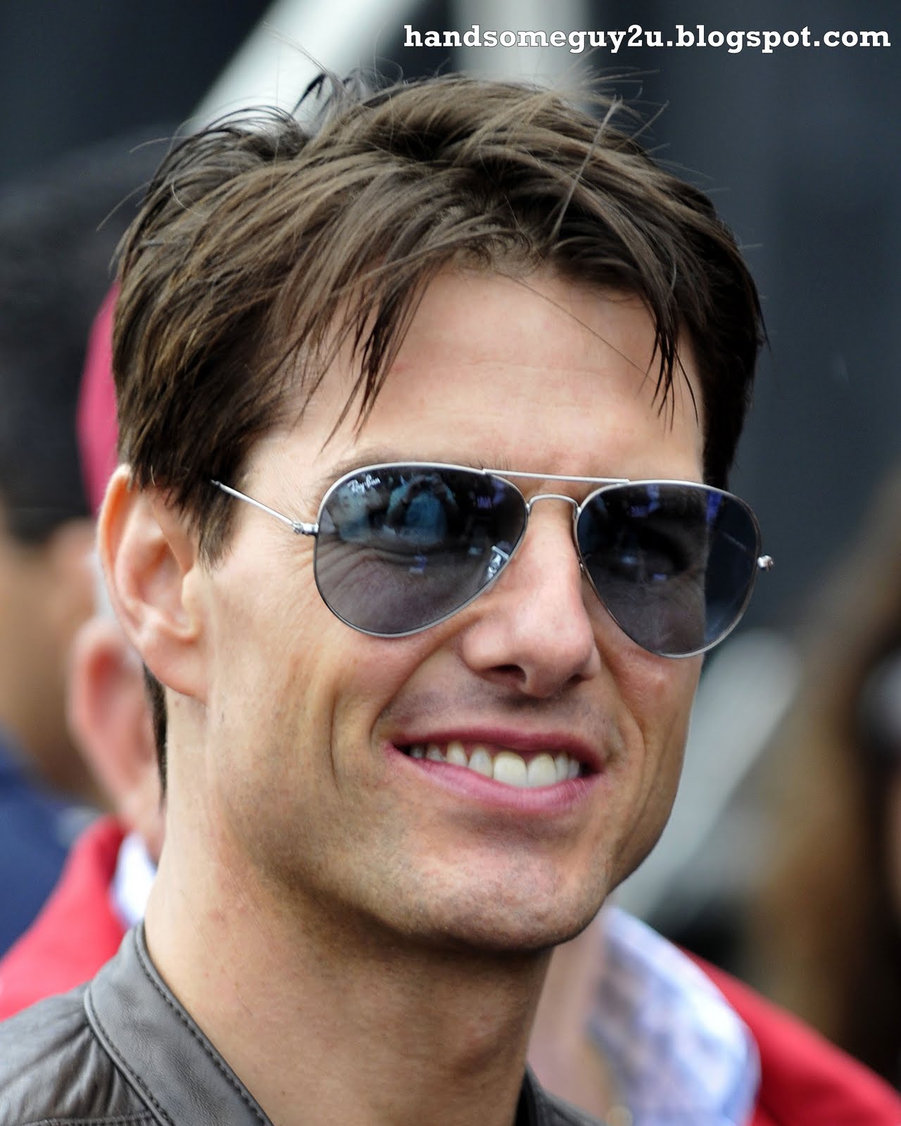 Tom Cruise ~ Handsome Guy 2 You (Photos and WallPaper)