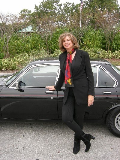 Don Does the Dangerous Research | The Stiletto Gang