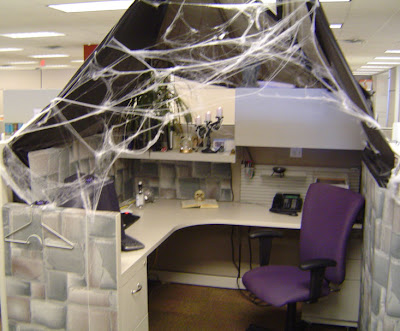 These things can only happen to me: Haunted Cubicle