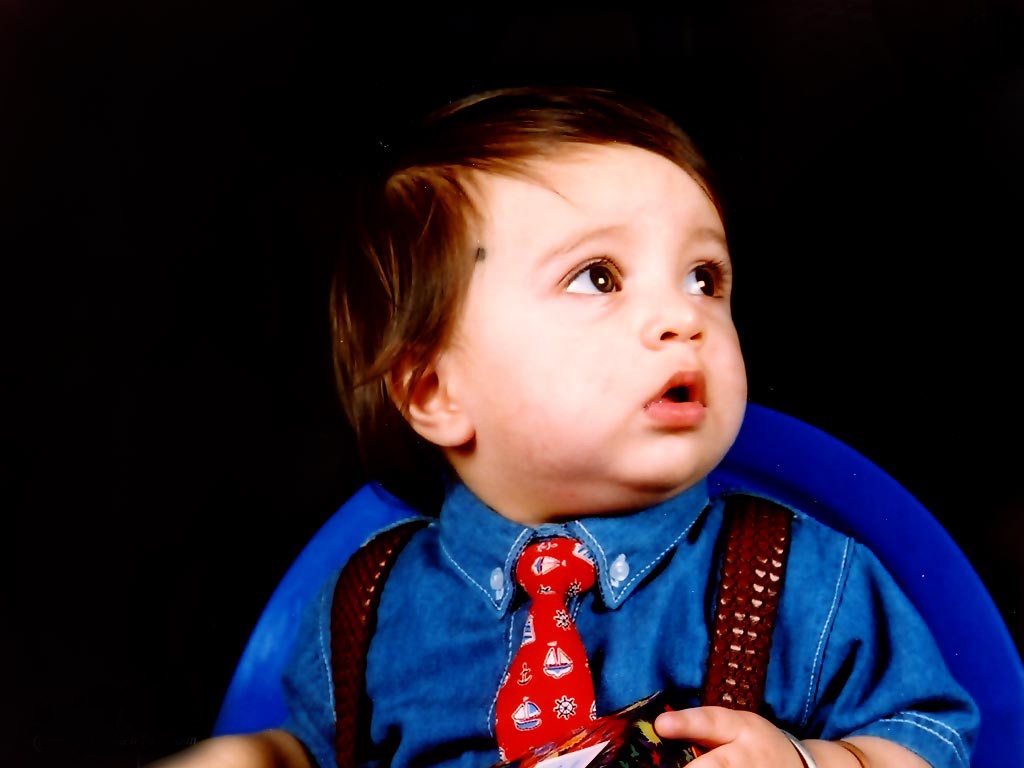 Gegek Wallpaper Baby In Office Dress Wallpaper gegek-wallpaper-baby-in-office-dress-wallpaper