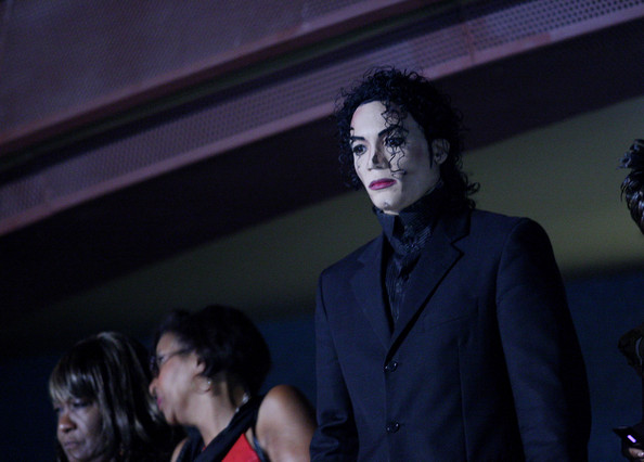 O Cover Número 1 de MJ vem ao Brasil ~ A L L M I X