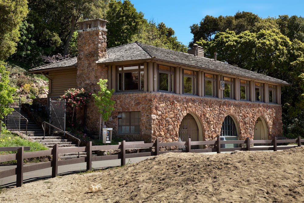 Bridebound: Venue Spotlight: The Temescal Beach House, East Bay