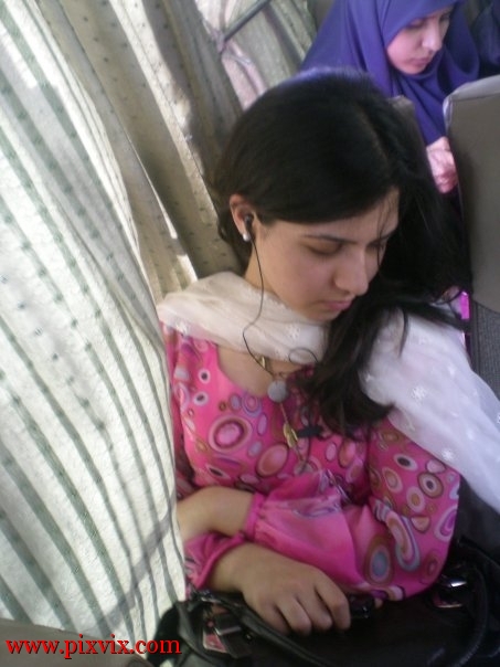 Photo Gallery Cute Pakistani 5