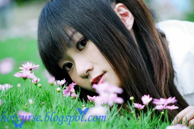 HotCurse辣の咒語: Wretch girl無名美女（3）—— 小翼Wing