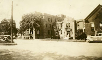 An Abhainn: Old Photos of Moncton