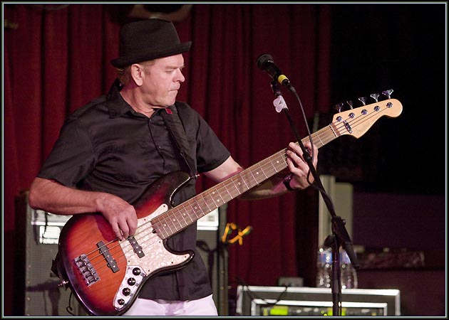 Alan Gorrie of Average White Band on WVOF's "Upper Room with Joe Kelley ...