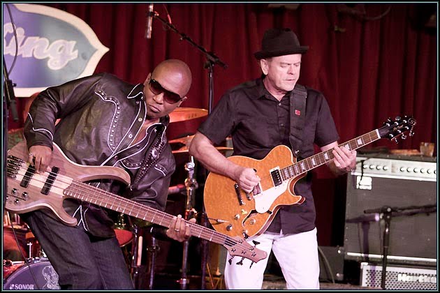 Electric Eyes Photography: Oct 29, 2010