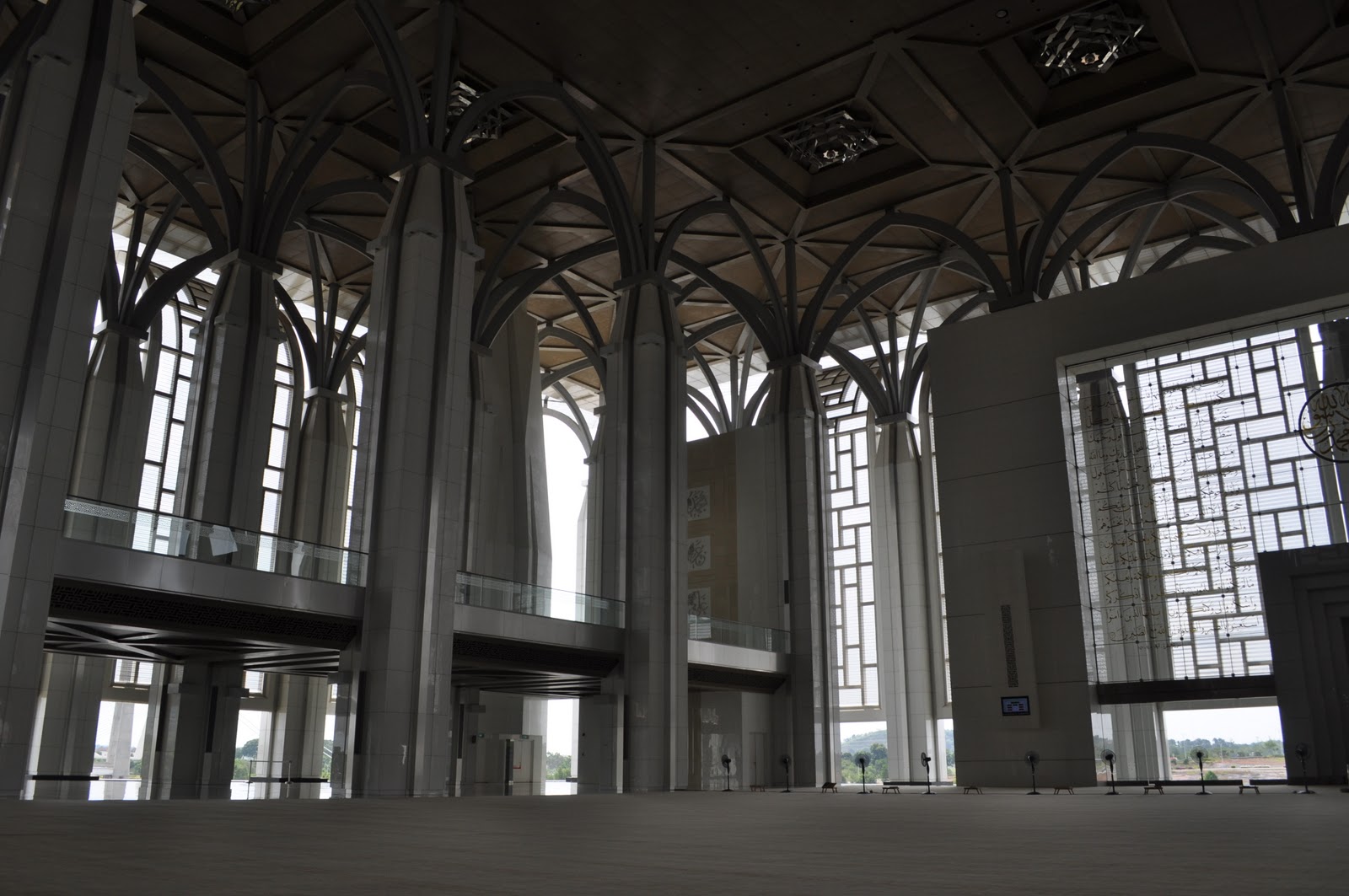 Muhammad Qul Amirul Hakim: Masjid Besi, Putrajaya