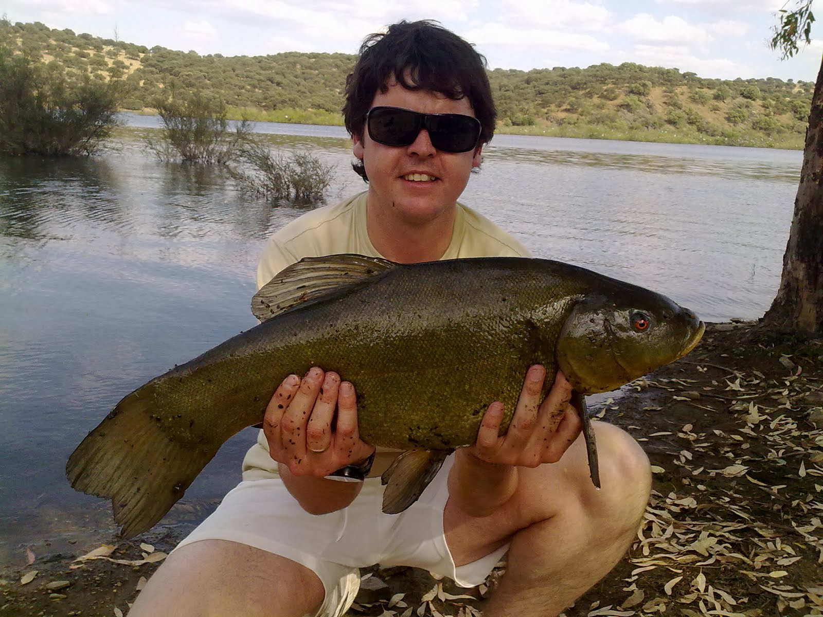 SOCIEDAD DE PESCA SIBERIA LARES: TENCA de 4,500 Kg