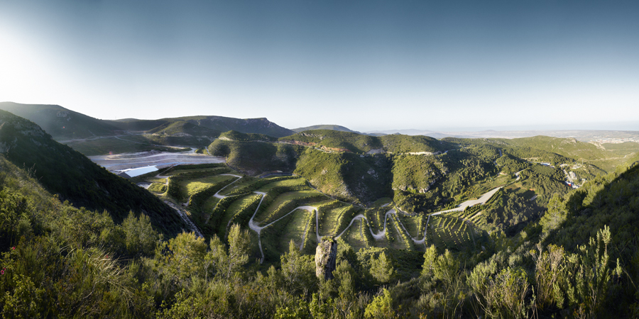 ENGAGING LANDSCAPE: A Landfill Landscape, Barcelona
